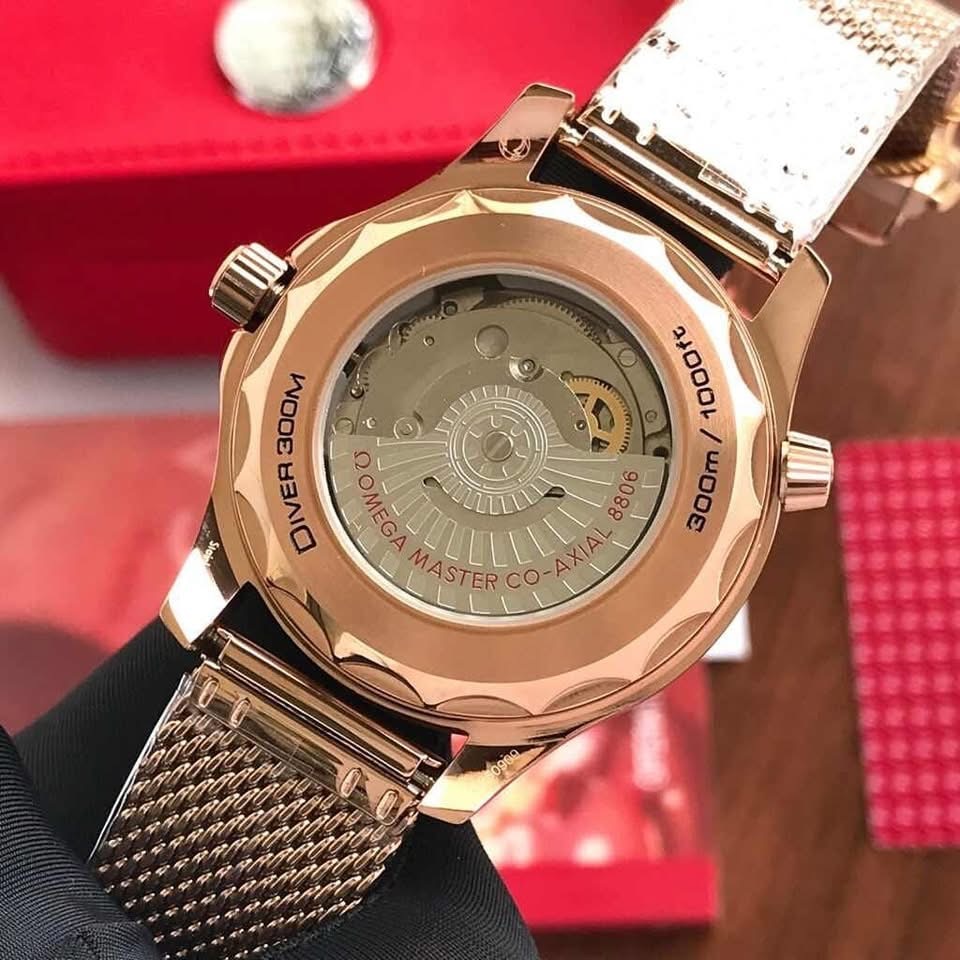 Omega Seamaster Diver 300M “007 Edition” – Master Grade (Bronze ...