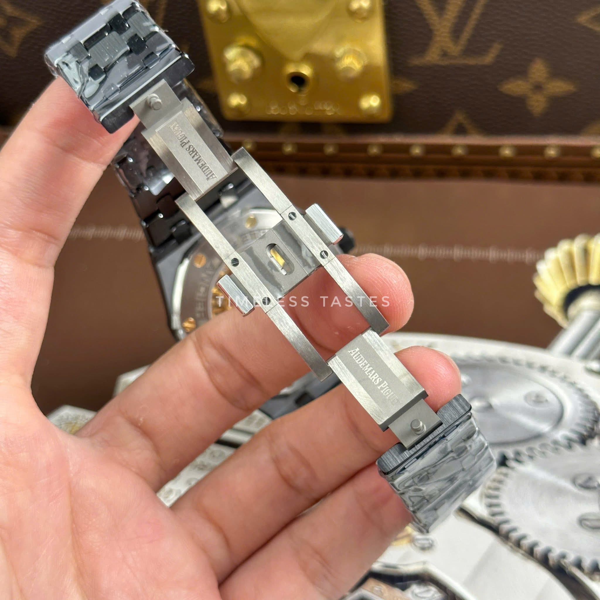 Audemars Piguet Royal Oak 15416 — Skeleton Dial | Golden Dial | Swiss 1 ...