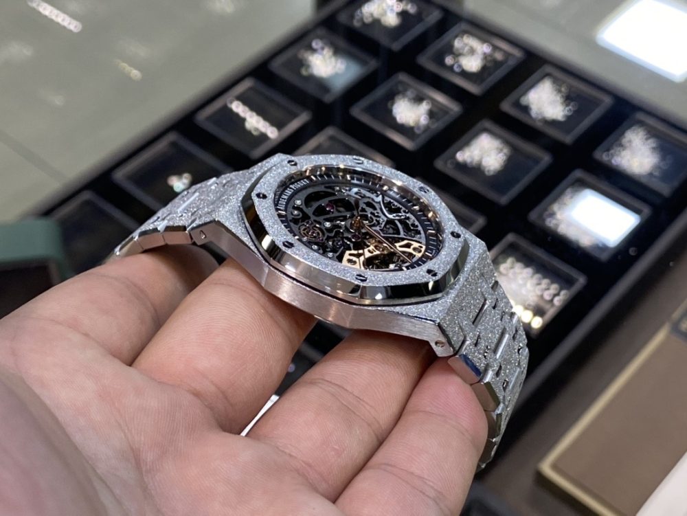 Audemars Piguet Royal Oak Skeleton 41mm – Swiss Automatic – Timeless Tastes